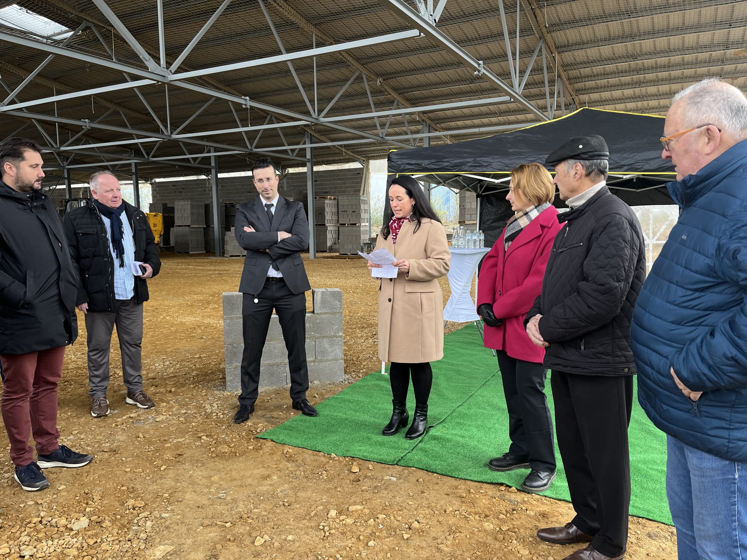 La Sodevam, concessionnaire de la ZAC, a cédé le terrain à l’entreprise ...